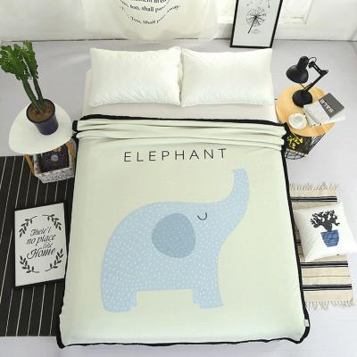 China Unisex Elephant Soft Newborn Blanket 30x40 Polyester Thick Shaggy Throw Blanket for sale
