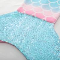 China Polyester Mermaid Tail Blanket Sequin Mesmerizing Knit Super Soft Flannel Blanket for sale