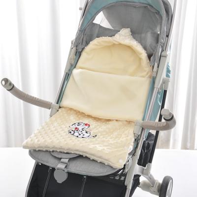 China Polyester Embroidery Fleece Swaddle Blanket 40X80cm Breathable Winter Stroller Blanket for sale