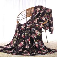 China Fade Resistant Foldable Blanket Pillow Breathable Warm Lightweight Fleece Throw Blanket for sale