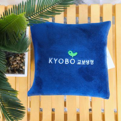 China Breathable Travel Picnic Blanket Knit Soft Lightweight Picnic Blanket for sale