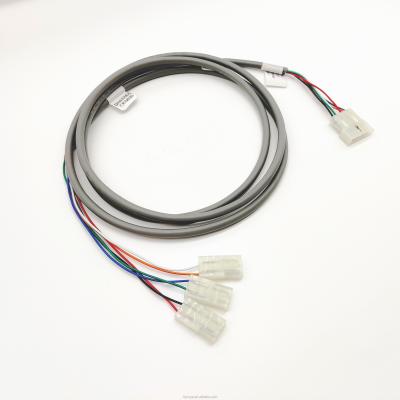China Custom OEM Auto Wire Harness Assembly FWH-031 with Multi-Connector Options - UL RoHS CE Certified for sale