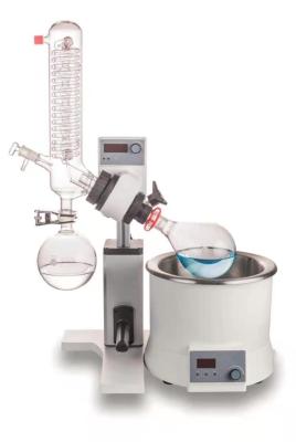 China RE100-S Digital Rotary Evaporator 200rpm with 5L Heating Bath and 1100W Power for Laboratory Use for sale