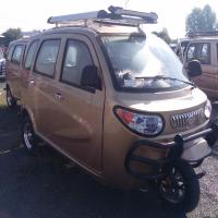 China China New Model3 Wheel Gasoline Tricycle 200cc Taxi Moto Bajaj Tuk Rickshaw For Sale Enclosed Cabin Tricycle for sale