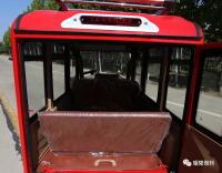 China High quality new durable gasoline 3 wheel motorcycles cabin tricycles for passenger for sale