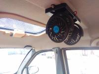 China YAOLON China Made In tuk tuk tricycle motorcycle closed cabin passenger tricycle 3 wheel  Passenger Tricycle Petrol Type for sale