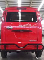 China High Popularity 2021 Adult Gasoline Motorcycle Three Wheels Tricycle with Cabin for sale