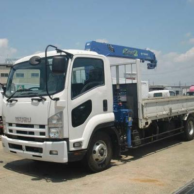 China Used ISUZU Crane Truck 4x2 Flat Body Good Condition Japan Export for sale