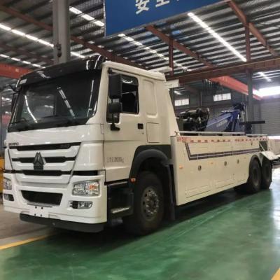 China Used Heavy Tow Truck 6x4 Road-block Removal Truck with Weichai Engine 4300mm Axle for sale
