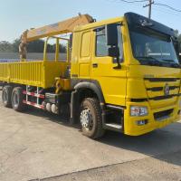China Used SINOTRUK HOWO 6x4 Truck with Crane 1200R20 Tyres EURO2 for Sale for sale