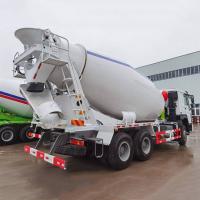 China Sinotruk Howo 8m3 Used Concrete Mixer Truck 371HP Euro II LHD Automatic Mixing for sale