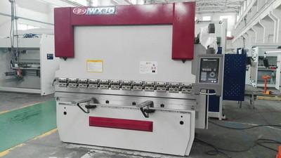 China 4M Length Sheet Metal CNC Hydraulic Press Brake processing C type channel steel for sale