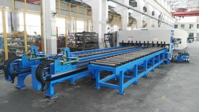 China Full Automatic Feeding Shearing Machine 6M Length Cutting Table 16mm Thickness for sale
