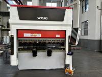 China New Type 60T CNC Servo Press Brake 2m Length Worktable bend 2.5mm stainless steel for sale