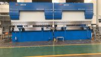 China CNC Tandem Press Brake with 800 mm to 1200mm Table Height 500-1000 Mm Back Gauge Range and 200mm to 1600 Mm Throat Depth for sale