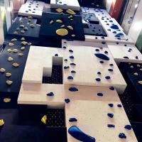 China Resin Indoor Climbing Wall Panels Anticorrosion 	Hot Galvanized Steel Frame for sale
