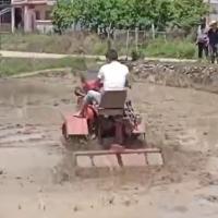 China Mini 25HP Paddy Field Crawler Tractor Agricultural Equipment for sale