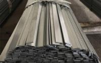 China Carbon Steel Flat Bar 2-400mm Thickness ISO SGS Certified Peeling Polishing for sale