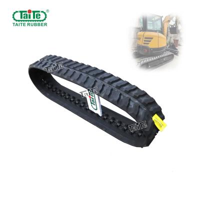 China 230X72X42 Rubber Excavator Tracks with Anti-Vibration Tech for Less Vibration and Machine Protection for sale