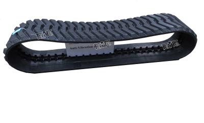 China Non-disintegration Continuous High Performance Skid Steer Rubber Tracks 450X86BLX60 with Patented Block Lightning Shape Profile for sale