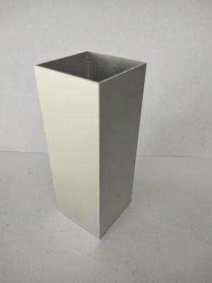 China Mechanical Strength Powder Coated Aluminium Extrusions Rectangle Shape for sale