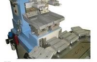 China 2-color neck label pad printing machine pad printer with conveyer for sale