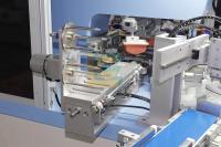 China LC Automatic 6 Color PLC Control Rotary Tampo Pad Printer Machine with Servo Motor for Flat Bottle for sale