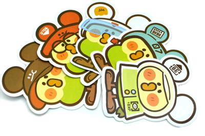 China UV Proof Die Cut Printed Cartoon PVC Vinyl Stickers for sale