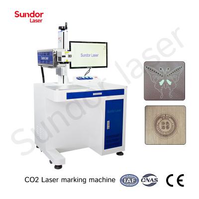 China 30W 60W Portable CO2 Laser Engraving Machine Desktop Wood Plastic Cutter 0.01mm Precision for sale
