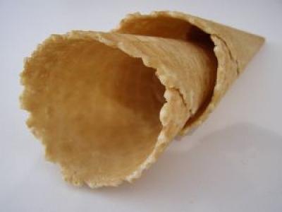 China Chocolate Waffle Cones 46-48mm Caliber Size 118-120mm Length for Ice Cream Production 300pcs Case for sale