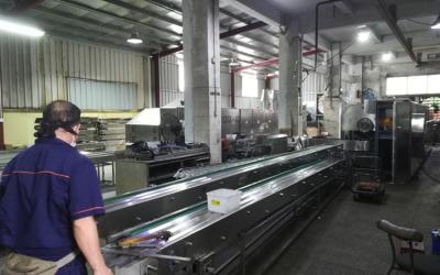 China Restaurant Equipment Ice Cream Cone Waffle Cone Machine Double Head for sale