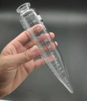 China Double-Reinforced Borosilicate Glass Conical Centrifuge Tubes for Lab Research in 100/200 mL Capacity for sale