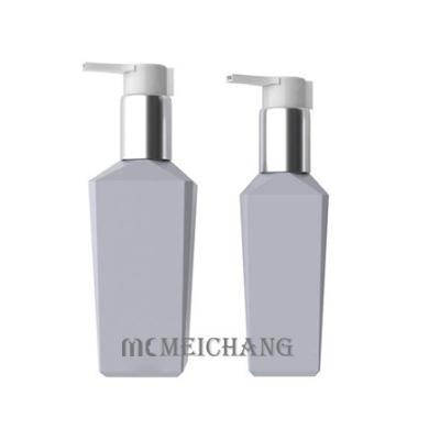 China Lightweight PET Bottle with CROWN CAP Sealing Type and PET Plastic Type for sale