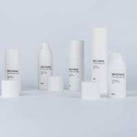 China PP Material Airless Lotion Pump Bottle 15ml 30ml 50ml White Round 0.25ml Dispenser for sale