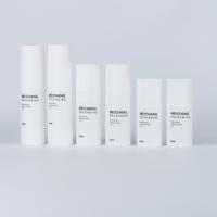 China PP Material Airless Lotion Pump Bottle 15ml 30ml 50ml White Round 0.25ml Dispenser for sale