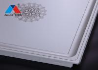 China 450x450mm Clip In Aluminum Ceiling Tiles for Living Room Decoration 0.6mm Thick for sale