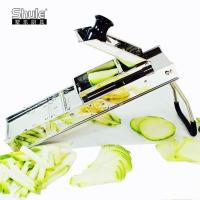 China 304 SS Manual Mandolin Kitchen Tool LFGB With 3 Removable Cutters for sale