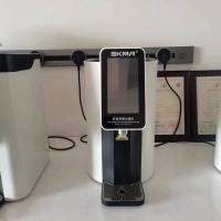 China Stainless Steel Syrup Fructose Quantitative Machine 7L 220V 400W Automatic Dispenser for sale