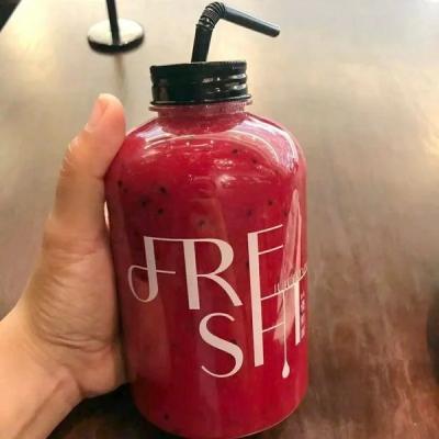 China 100% Recyclable PET Plastic Beverage Bottles 500ml with 28mm Screw Cap for sale