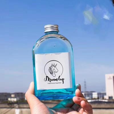 China Leakproof PET Plastic Bottles for Everyday Hydration and Outdoor Use for sale