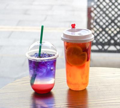 China Clear Disposable Plastic Cups 90mm Smooth Surface Corrugated Box for Hot and Cold Beverages for sale