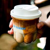 China Cute and Creative Cat Claw Cup Disposable Coffee Cup with Lid Transparent High Beauty Cold Drink Milk Tea Cup for sale