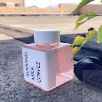 China 400ml Square Eco Friendly PET Plastic Juice Bottles with Lids for Beverage for sale