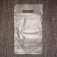 China Custom Packaging Bags OPP/CPP Art Paper Recyclable Die Cut Handle 100% Payment for sale