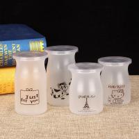 China 100ml 150ml 200ml PP Plastic Pudding Bottles Custom Logo Eco-Friendly Takeaway for sale