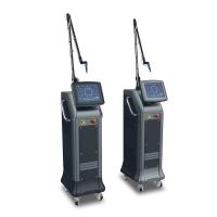 China Fractional Co2 Laser Machine Pigment Removal Scar Removal Large Pores Treatment 110V-250V for sale