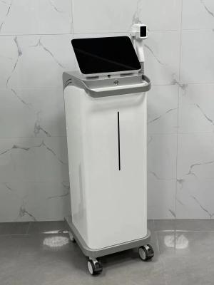 China Ultra Effective Diode Laser Hair Removal System With Cooling And FDA Clearance for sale