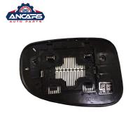 China 87961-0P050 87931-0P050 Toyota Side Mirror Lens Reiz 2010-2015 for sale