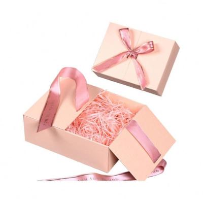 China Handmade Double Door Magnetic Gift Box Set - Custom 500pcs MOQ with 1200g Cardboard for Luxury Packaging for sale