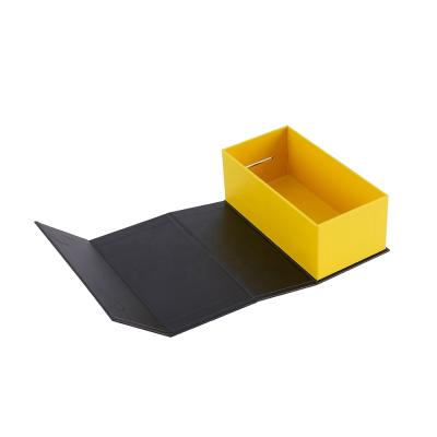 China UV Printing Rigid Cardboard Foldable Magnetic Gift Box with Recycled Materials and Magnetic Closure for sale